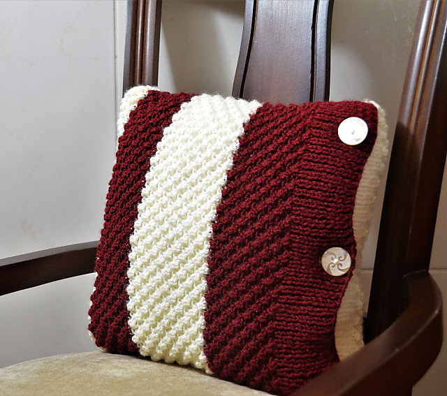 Ravelry: Striped Raspberry Cushion pattern by Wiam's Crafts