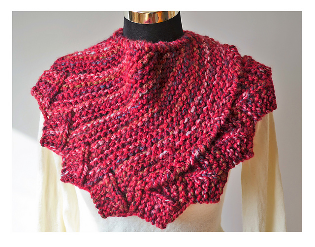 Ravelry: Dragon Fire Cowl pattern by Wiam's Crafts