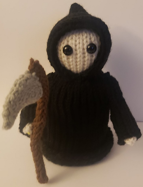 Ravelry: loom knit grim reaper pattern by Jennifer Light