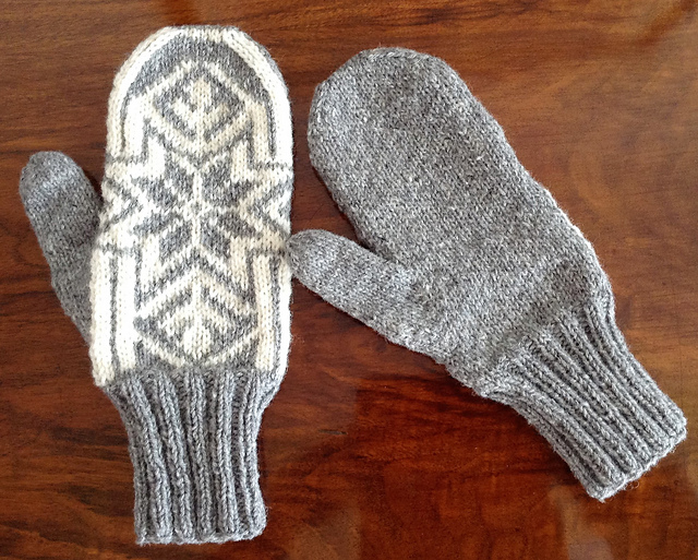 Ravelry: Mittens #501 pattern by Nell Armstrong