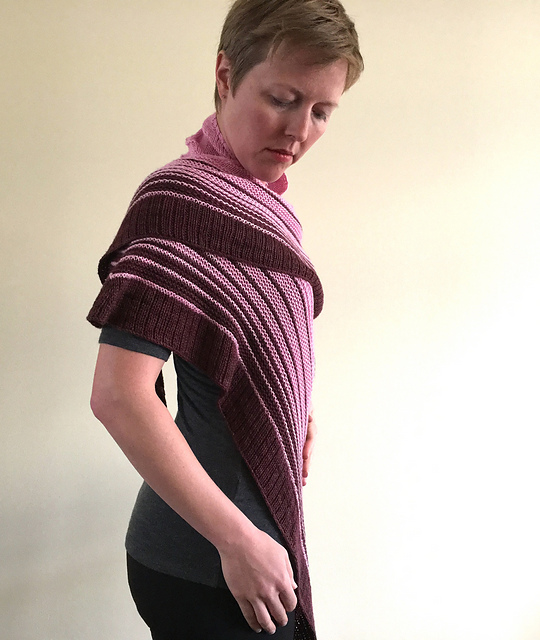 Ravelry: Lady Stark pattern by Jennifer Beever