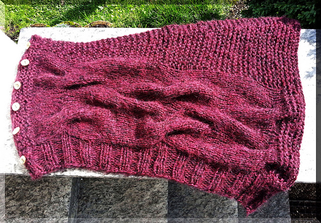 Ravelry: wolletraum's "Red Deer - Cowl"