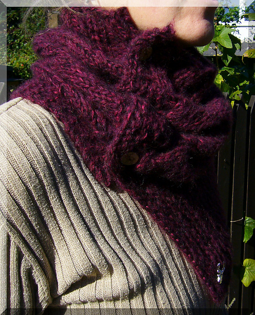 Ravelry: wolletraum's "Red Deer - Cowl"
