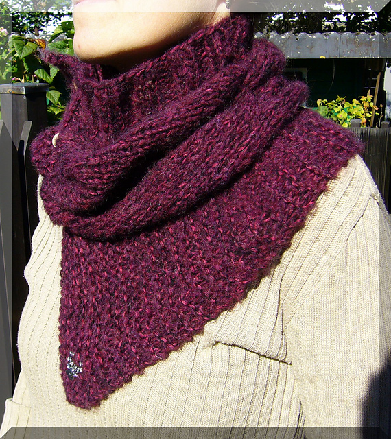 Ravelry: wolletraum's "Red Deer - Cowl"