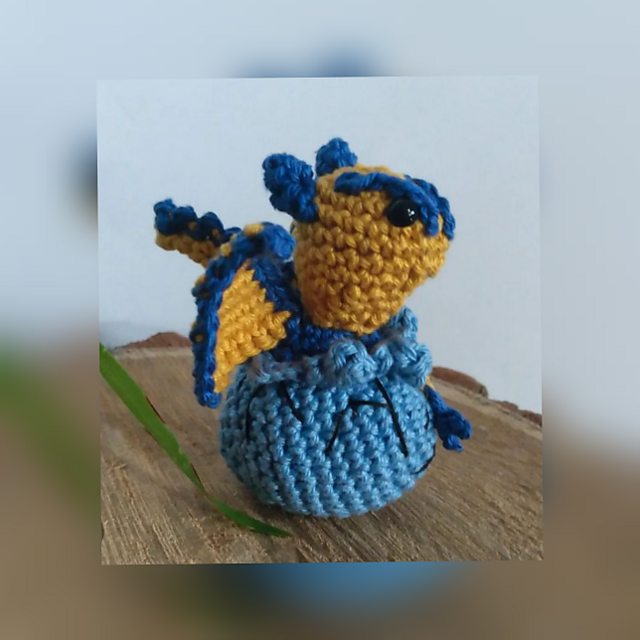 Ravelry: Dragonegg pattern by Katharina Jütte