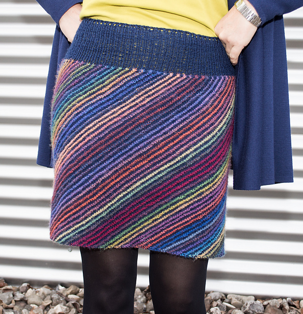 Ravelry: Diagonal gestrickter Rock pattern by Christian Peters
