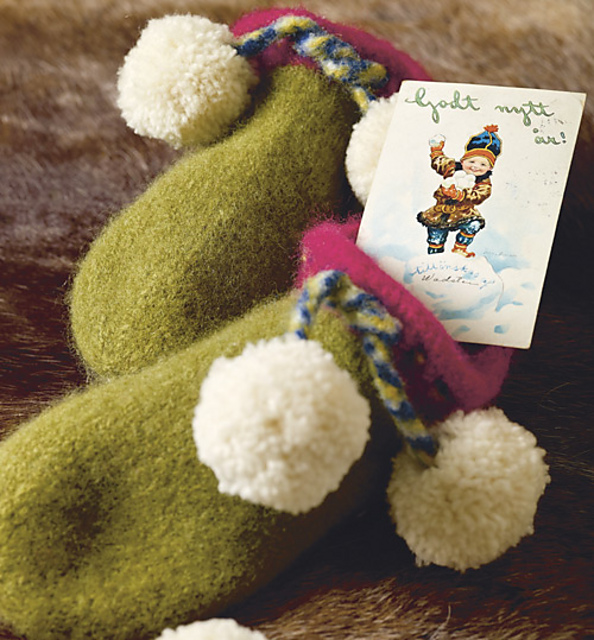 Ravelry: Class Slippers pattern by Arne & Carlos