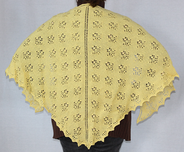 Ravelry: Fresh Flowers pattern by Carolyn Bremner