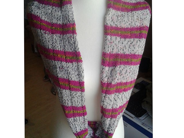 Ravelry: May Cowl pattern by Carolyn Bremner