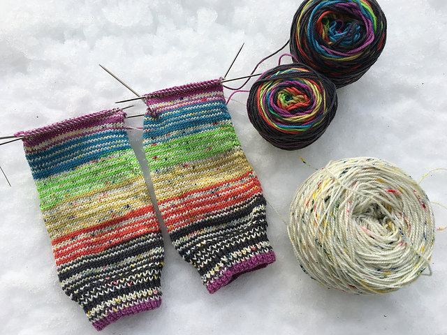 Ravelry: wrenknits' Dark Side Confetti Blenders