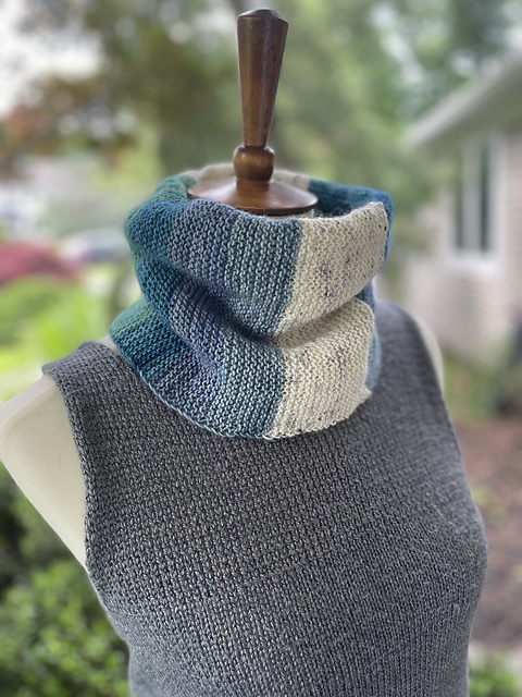 Ravelry: wrenknits' First Point of Libra Cowl