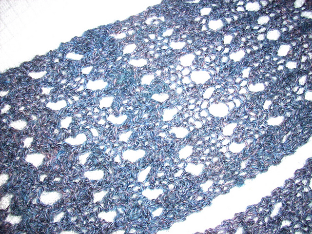 Ravelry: Alice Lace and Ribbed Scarf pattern by Franziska Collins