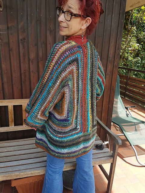 Ravelry: wuscheltigger's °~Hexagon Cardi~° Noro♡