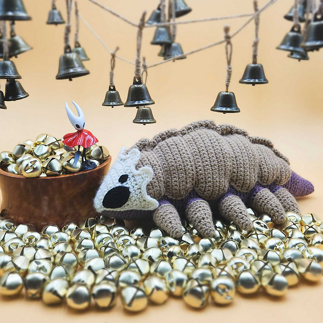 Ravelry: Silksong Bell Beast pattern by Xen's Frens