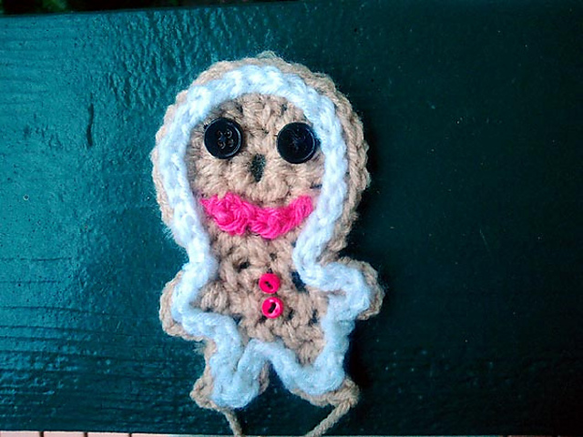 Ravelry: xhappyx's Gingerbread Man Scarf