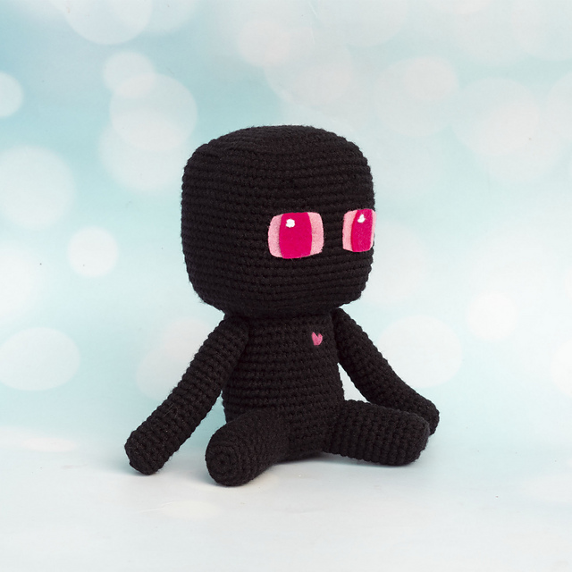 Ravelry: Enderman Minecraft pattern by Nerea Gomis