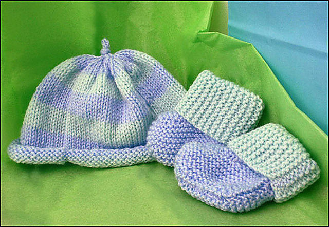 Ravelry: Stockinette Stitch Hat pattern by Donna Druchunas