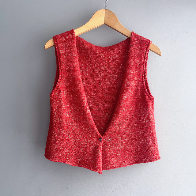 Ravelry: Minimalist Vest pattern by yamagara