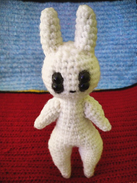 Ravelry: Slugcat from Rain World pattern by YamiBat