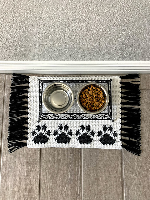 Ravelry: The Pawsome Pet Mat pattern by Ashley M