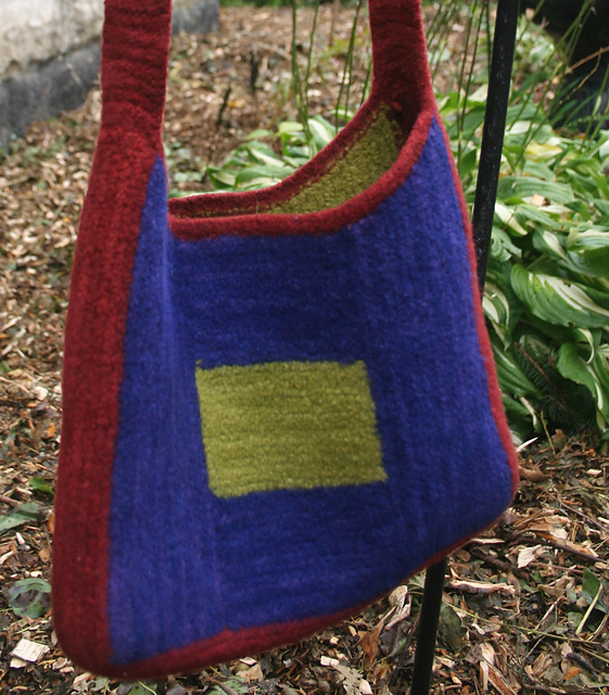 Ravelry: Color Block Bag pattern by Katie Nagorney and Ann Swanson