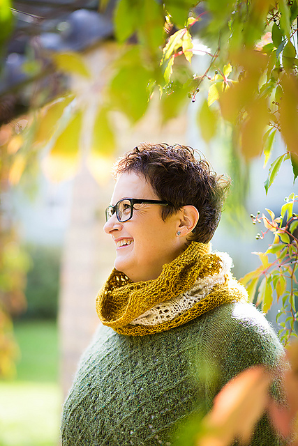 Ravelry: Österby Cowl pattern by Anna Friberg