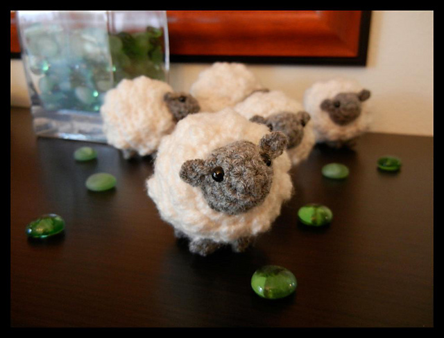 Ravelry: Little Sheepy Who pattern by Katie Christy
