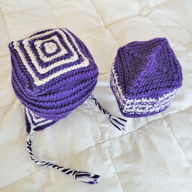 Ravelry: Upside Square Hat pattern by Beth Hayes