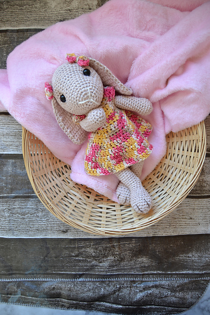 Ravelry: long ear bunny amigurumi pattern by Yarn over with Natasha Smuts