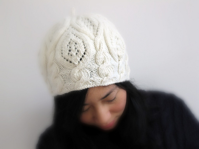 Ravelry: yarnsnob's Rose Red