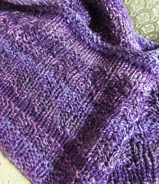 Ravelry: Tweed Goes Purple pattern by YaYa Lovestoknit