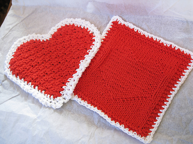 Ravelry: Textured Heart Kitchen Set pattern by Priscilla Hewitt