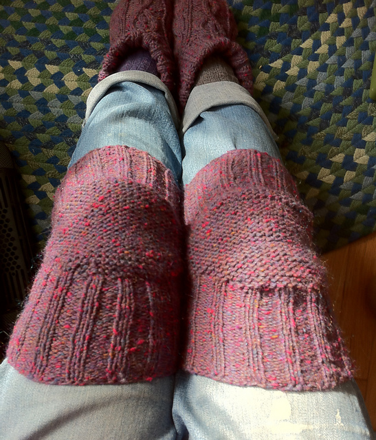 Ravelry: Knitted Knee Caps pattern by Lion Brand Yarn
