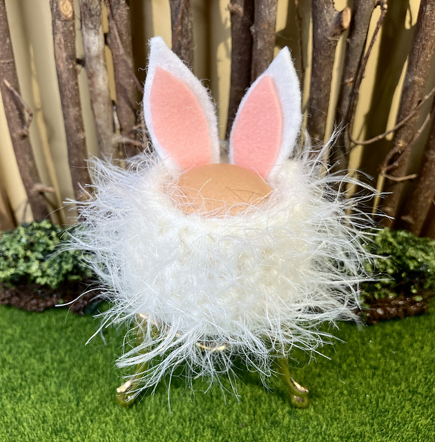 Ravelry: Bunny Huggie for Egg pattern by Vicki Monthei