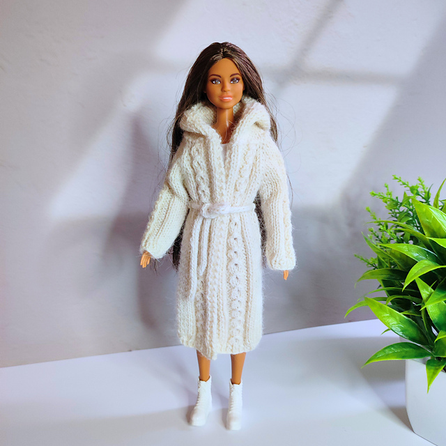 Ravelry: Flocon Coat for Barbie doll pattern by Elena Canon