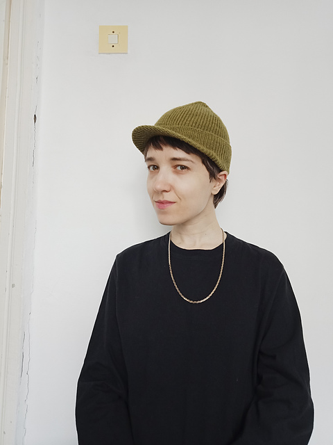 Ravelry: Blinder Hat pattern by Masha Zaichkina