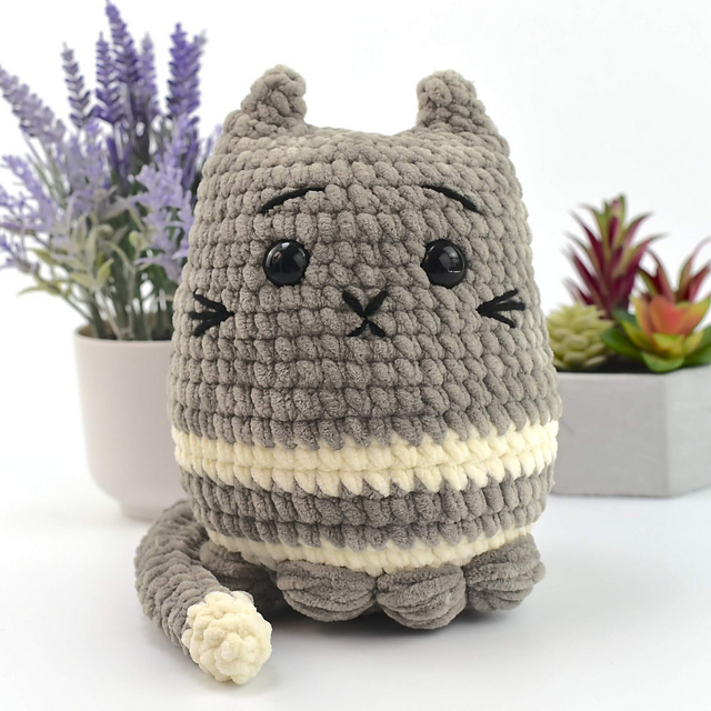 Ravelry: Tabby The Cat pattern by Maggie Haskell