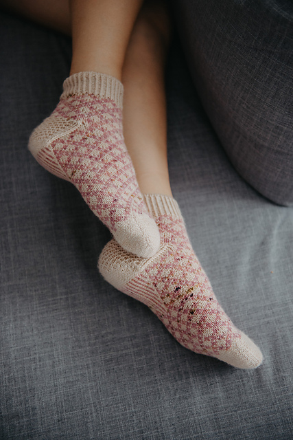 Ravelry: Rhubarb and Custard Socks pattern by Zanete Knits