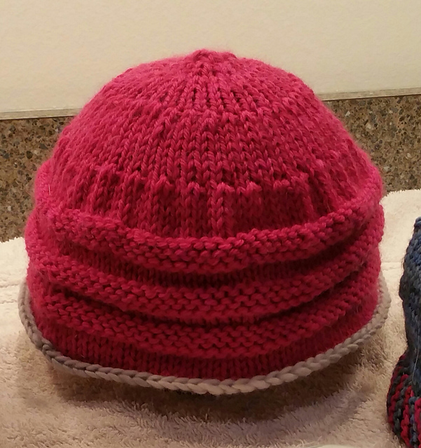 Ravelry: Pillbox Hat pattern by Jil Eaton