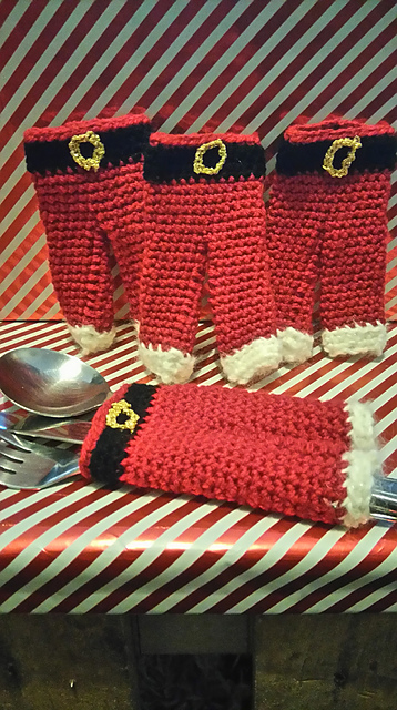 Ravelry: Santa Pants cutlery holder pattern by Zebrasaysmoo