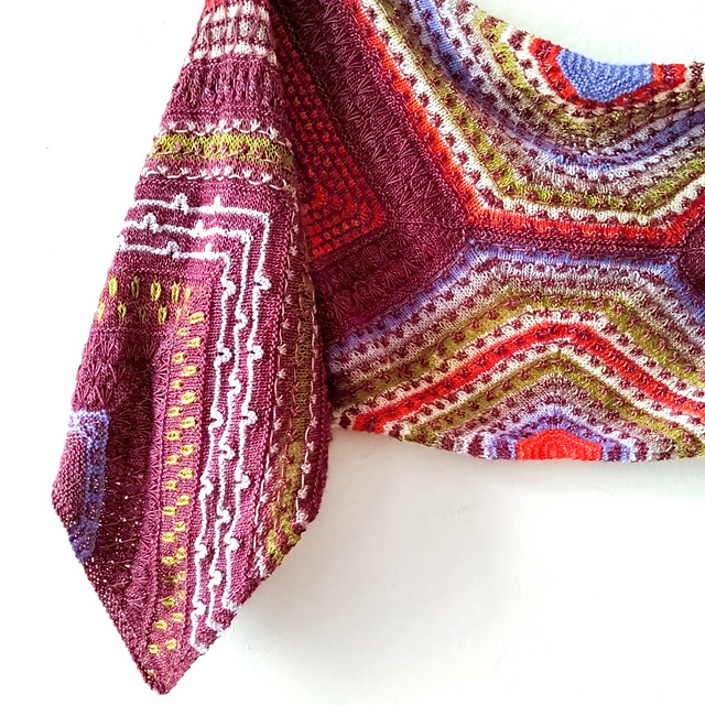 Ravelry: The Muppet Shawl pattern by Mary Annarella