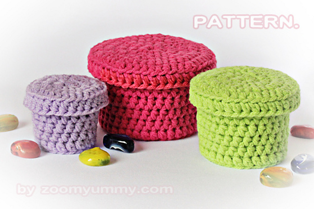 Ravelry: Lidded Boxes pattern by zoom yummy